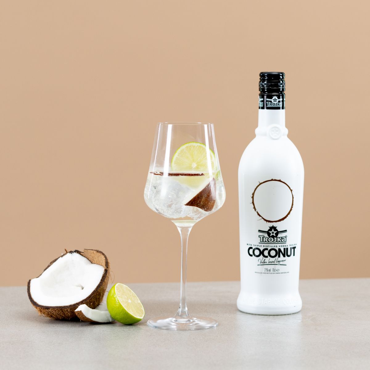 Coconut Spritz | Drinks & Cocktails | drinkdirect.ch